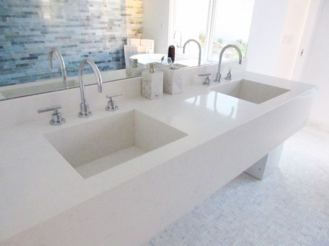 Malibu Home Renovation - Caesarstone & More COCOCOZY