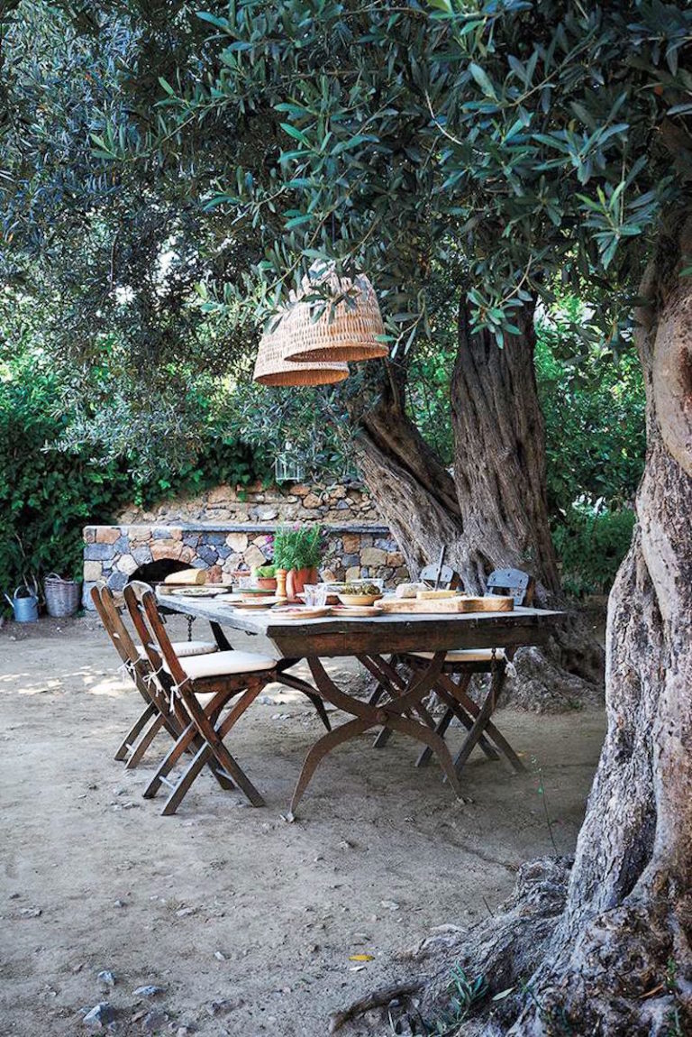 Fashion Designer's Rustic Greek Getaway COCOCOZY