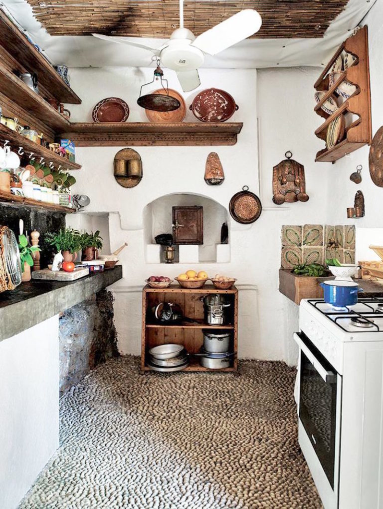 Fashion Designer's Rustic Greek Getaway COCOCOZY