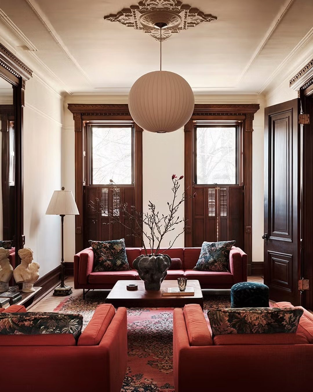 Paper Lantern Lighting Is the Cozy Design Trend Designers Cannot Stop ...