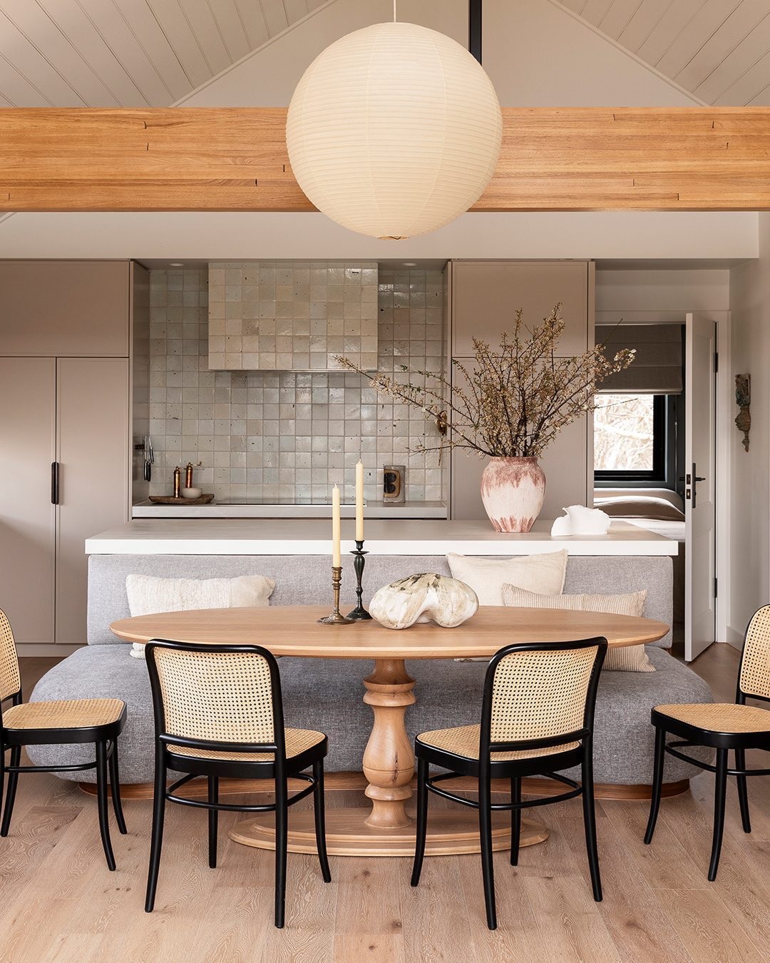 Paper Lantern Lighting Is the Cozy Design Trend Designers Cannot Stop ...